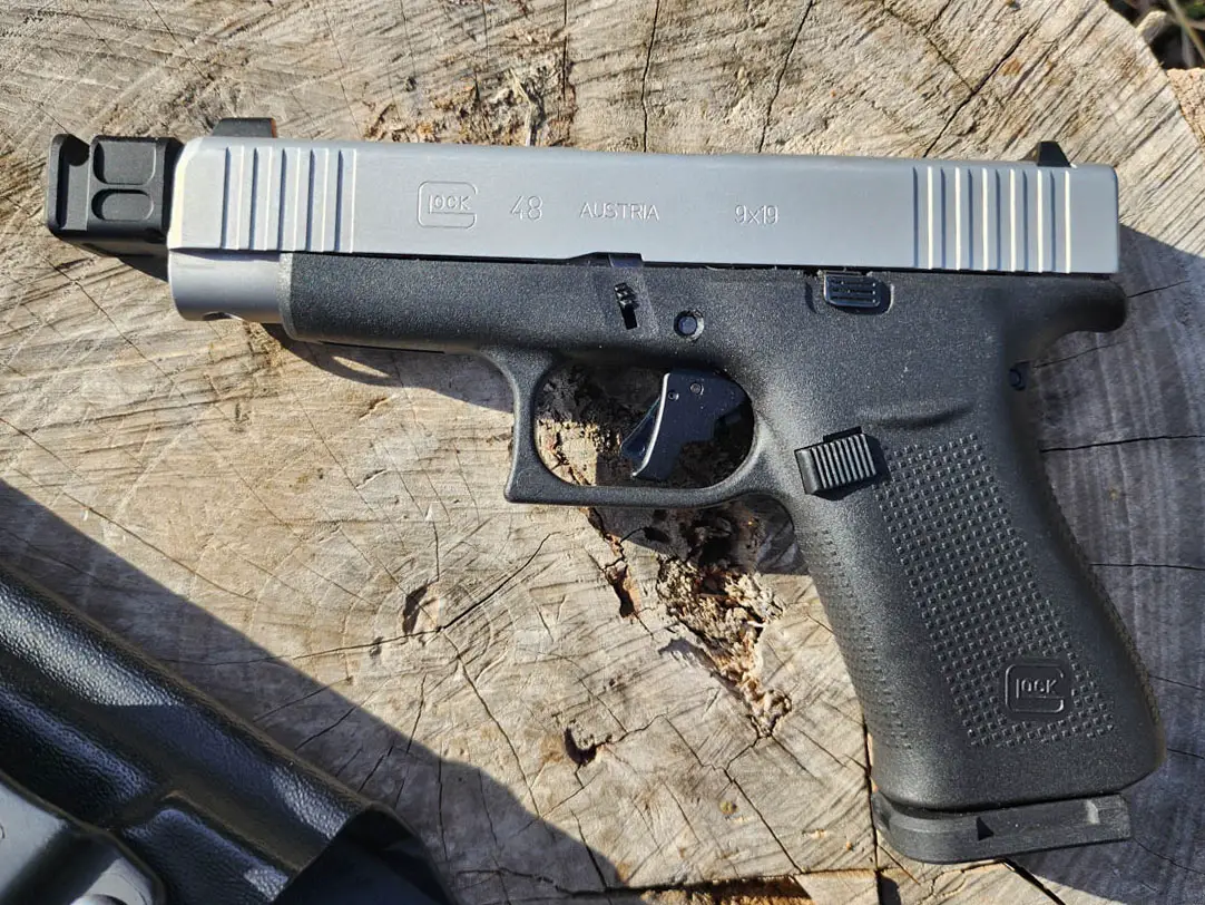 Glock 48 vs 43x Showdown: Finding Your Ideal Concealed Carry - WeaponsMan